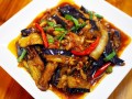酱爆茄子怎么做_茄子怎么炒不吸油