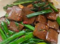 鸭血怎么炒好吃_家常鸭血做法大全