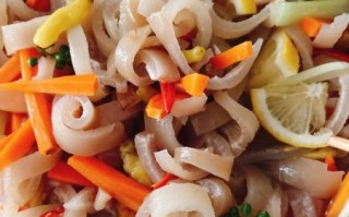 泡椒猪皮怎么做_泡椒猪皮需要焯水吗