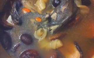 香菇乌骨鸡汤怎么炖好喝_乌骨鸡汤炖多久最佳
