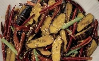 干炸蚕蛹怎么做好吃_干炸蚕蛹的做法视频