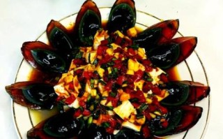 豆腐皮蛋凉拌怎么做_皮蛋豆腐凉拌技巧