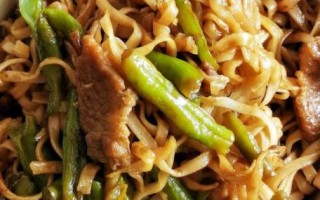 豆角焖面条怎么做好吃_豆角焖面家常做法