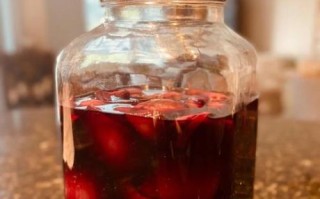 红酒泡洋葱的功效与作用_红酒泡洋葱能降血压吗