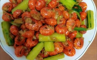 爆炒龙虾尾怎么做_爆炒龙虾尾的家常做法