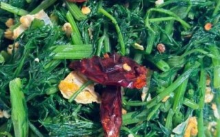 凉拌茴香怎么做_凉拌茴香需要焯水吗