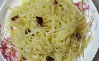 土豆丝怎么炒才脆_家常土豆丝炒法