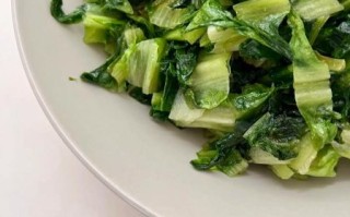 清炒莴笋叶怎么做_清炒莴笋叶的家常做法