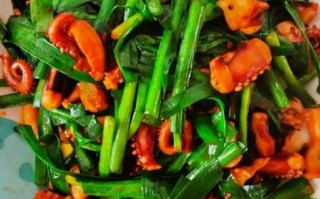 鱿鱼炒韭菜怎么做_鱿鱼炒韭菜热量高吗