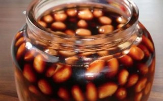 糖醋花生米怎么做_糖醋花生米要不要焯水