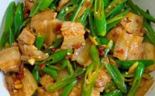 青椒回锅肉怎么做_回锅肉先煮还是先炒