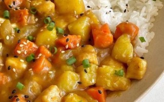 咖喱鸡肉土豆怎么做_咖喱鸡肉土豆视频教程