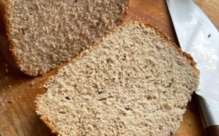 面包机全麦面包怎么做_全麦面包配方比例