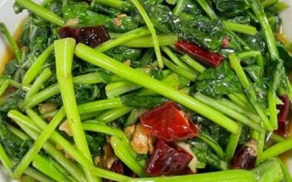 青菜怎么炒才翠绿_青菜焯水几分钟