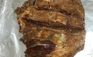 烤箱烤羊腿怎么烤才好吃_羊腿烤箱温度时间多少合适