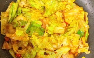 包菜怎么炒才脆_炒包菜要不要焯水