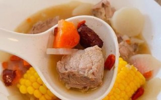 萝卜排骨汤用什么萝卜好_怎么炖才奶白