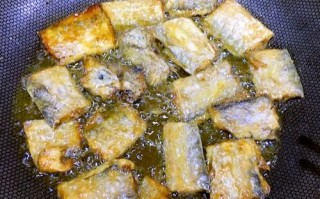 炸带鱼用面粉还是鸡蛋_哪个更酥脆