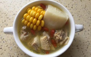 玉米煲鸡汤的做法_玉米鸡汤怎么煲好喝