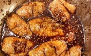 蜜汁烤鸡翅根怎么做_为什么先腌后烤更入味