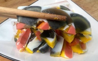 皮蛋肠怎么凉拌好吃_皮蛋肠凉拌做法大全