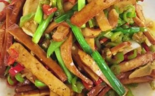 香干炒青椒怎么做_香干炒青椒热量高吗 香干炒青椒怎么做_香干炒青椒热量高吗