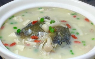 鱼头豆腐汤的功效与作用_孕妇可以喝吗