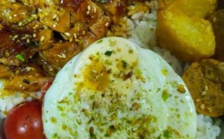 照烧鸡排饭团怎么做_照烧鸡排饭团热量高吗