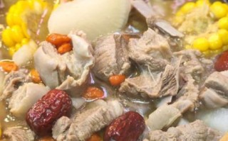 羊肉煲汤怎么炖才好吃_羊肉煲汤放什么配料