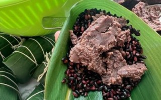 传统粽子怎么做_糯米粽子的做法步骤