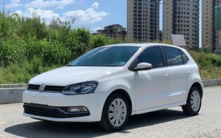 菠萝车女士款自动挡多少钱_适合女生开的菠萝车自动挡推荐