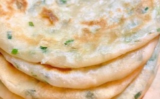 开水烫面葱油饼怎么做_为什么用开水烫面