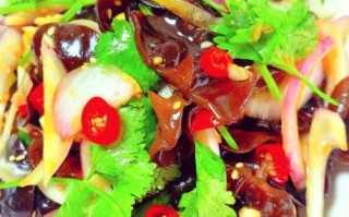 木耳怎么拌凉菜好吃_木耳凉拌需要焯水吗