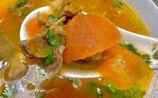 牛肉炖柿子的家常做法_牛肉炖柿子怎么做好吃