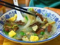 鸭血粉丝汤的来历_鸭血粉丝汤起源哪里