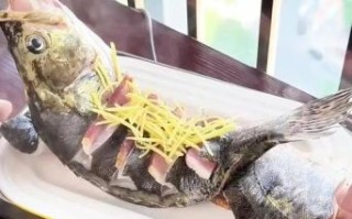 清蒸鲑鱼怎么做最好吃_清蒸鲑鱼最嫩秘诀
