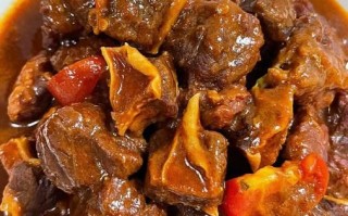 西红柿炖牛腩怎么做_正宗做法窍门