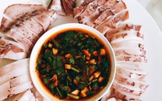 东山红烧小管鱿鱼怎么做_东山红烧小管鱿鱼的家常做法