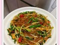 豆芽炒粉条怎么做_豆芽炒粉条热量高吗