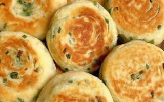 葱油饼怎么做才酥脆_家常葱油饼做法视频