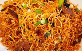 蛋炒方便面怎么做_蛋炒方便面需要焯水吗