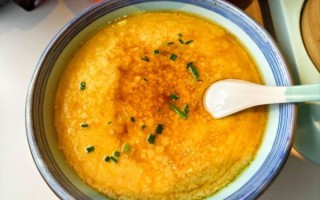 家常鸡蛋羹蒸多长时间_鸡蛋羹蒸几分钟才嫩滑