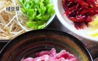 肉丝炒拉皮怎么做好吃_肉丝炒拉皮的家常窍门
