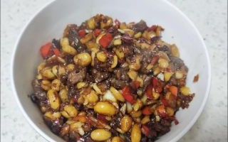 黄豆酱拌面怎么做_黄豆酱拌面好吃吗