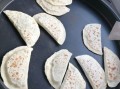 韭菜烙饼怎么做_韭菜烙饼的家常做法