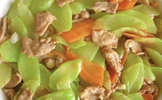 莴笋炒什么好吃又简单_莴笋炒肉几分钟熟