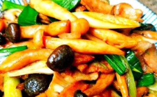 双孢菇怎么炒好吃_双孢菇炒肉的家常做法