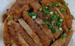 芋头扣肉怎么做_扣肉蒸多久才软糯