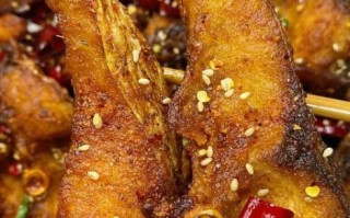 炸好的鱼块怎么烩好吃_鱼块烩菜家常做法