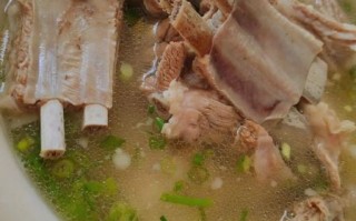 羊肉汤怎么炖才不膻_羊肉汤放什么去腥